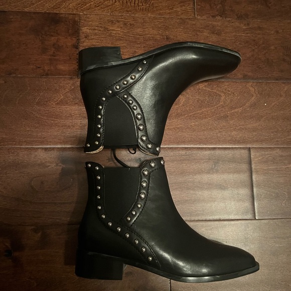 Zara | Shoes | Zara Nwt Black Leather Studded Chelsea Boot | Poshmark